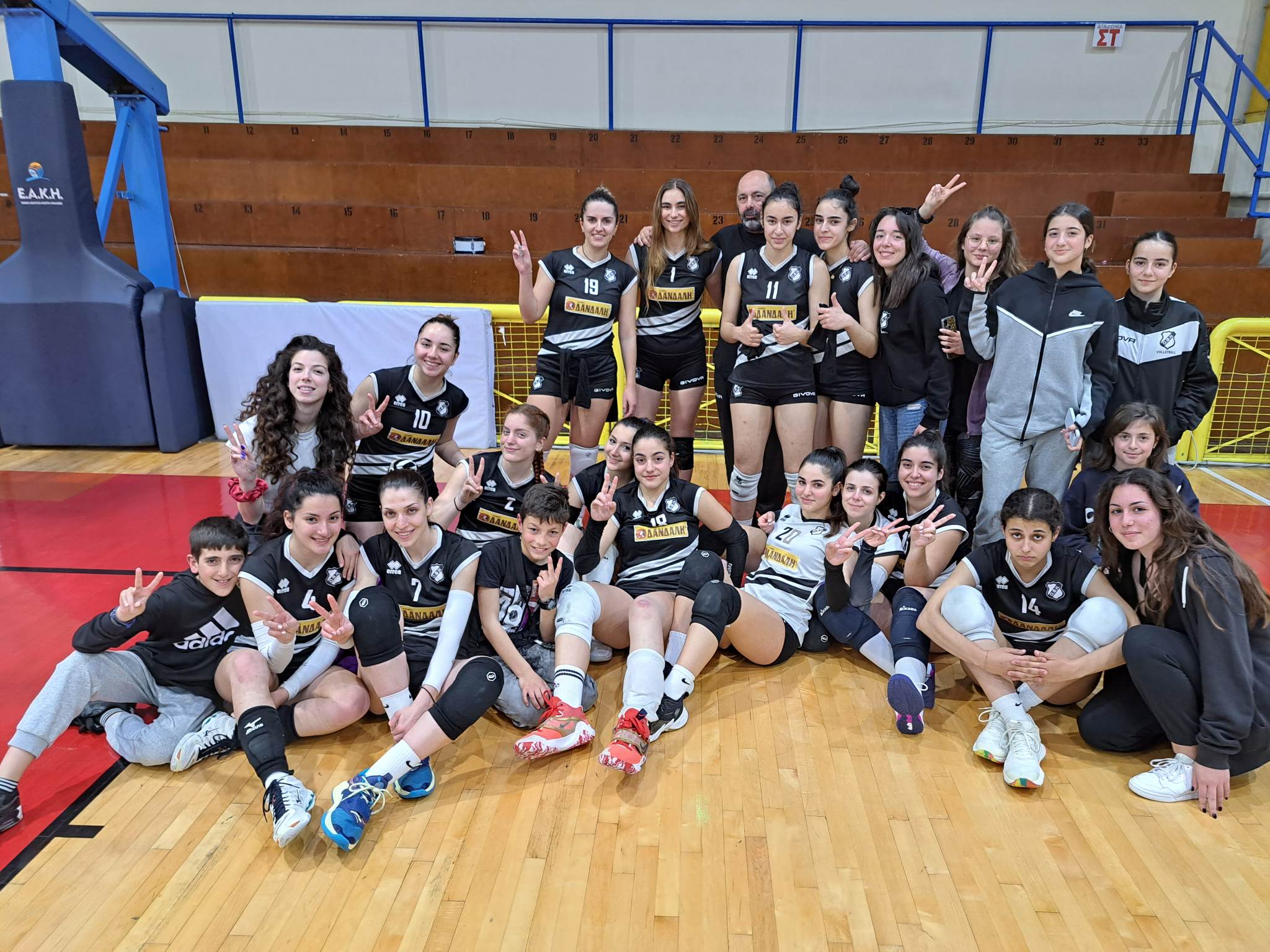 Ετοιμάζονται για τους τελικούς οι γυναίκες του ΟΦΗ